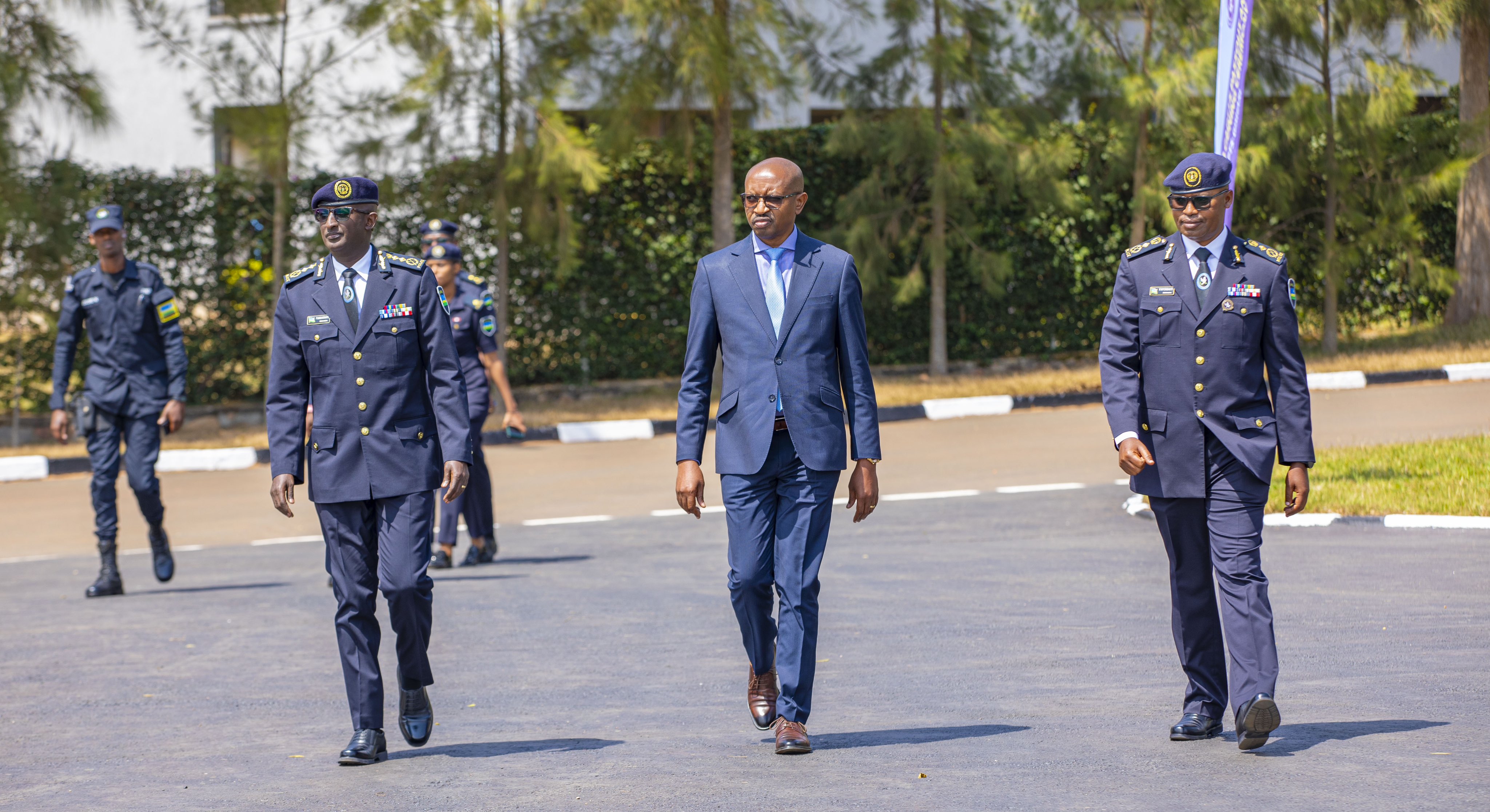 Abofosiye bato 501 basoje amahugurwa abemerera kwinjira mu nzego z ...